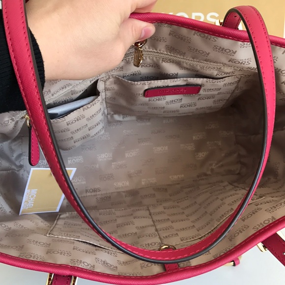 Michael Kors | Bags | Mk Carryall Toteshoulder Bagmedium | Poshmark